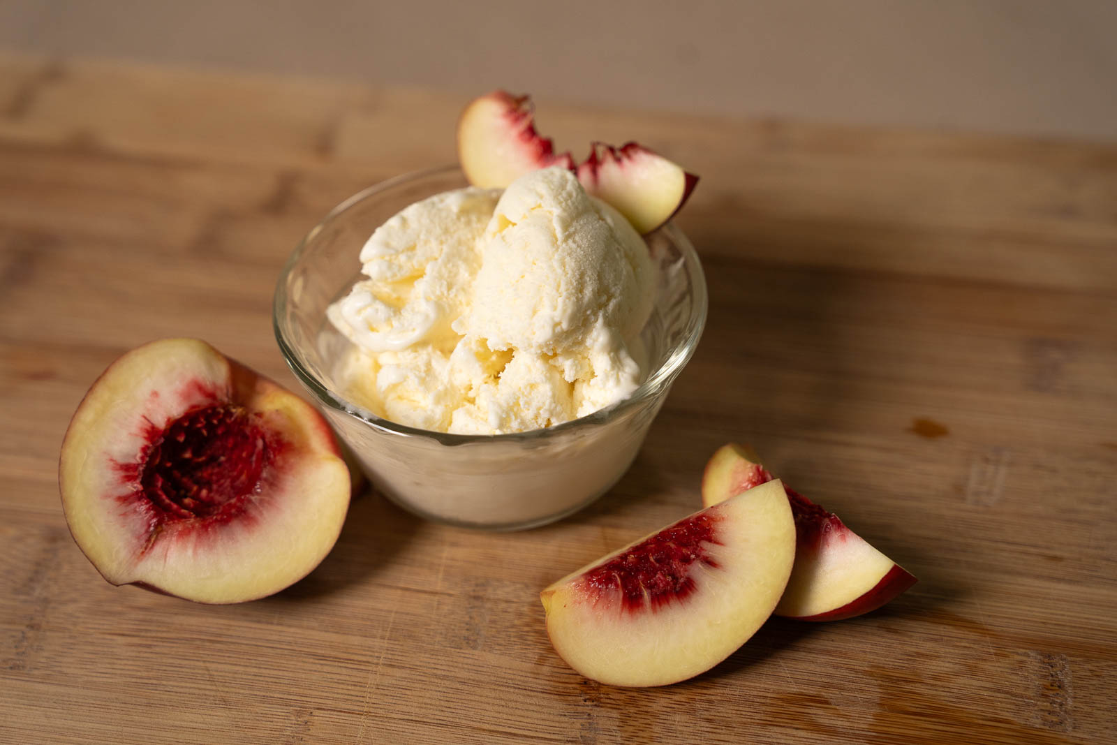 Summmery White Nectarine Ice Cream - Adventures of Carlienne